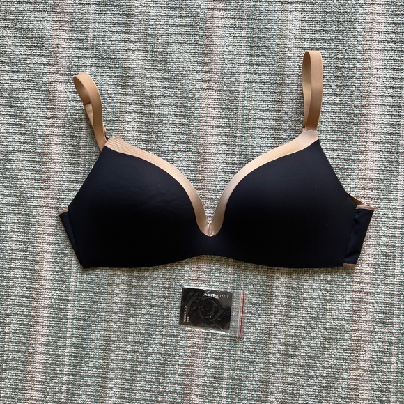 Underoutfit | Intimates & Sleepwear | Underoutfit Satin Grace Bra Size ...